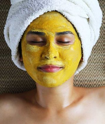How to Use Rosehip Oil for Wrinkles - Castor Oil Guide