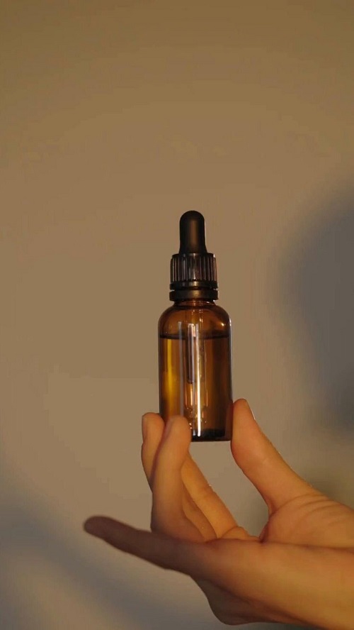 Best DIY Underarm Brightening Routine - Castor Oil Guide