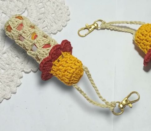 6 DIY Crochet Essential Oil Key Chains - Castor Oil Guide