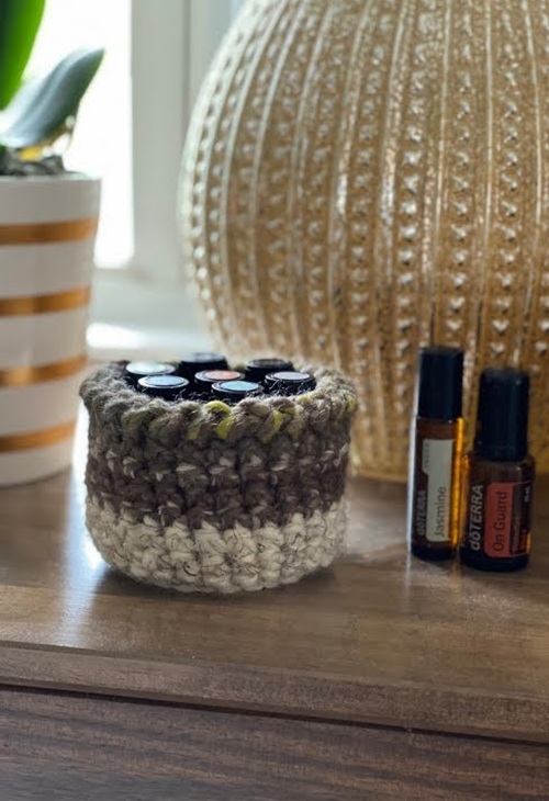6 Adorable Crochet Essential Oil Bottle Holder Patterns - Castor Oil Guide