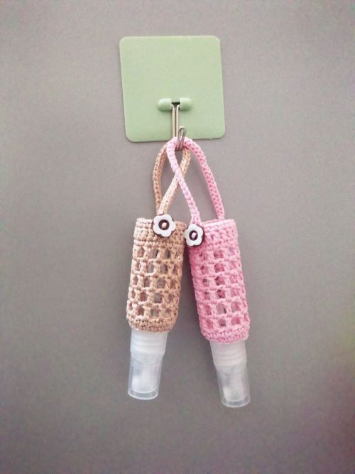 10 Cool Handmade Crochet Cosmetic Bottle Covers - Castor Oil Guide