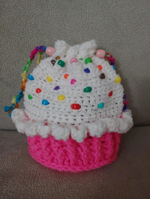 9 Crochet Cake Bag Patterns You'll Love - Castor Oil Guide